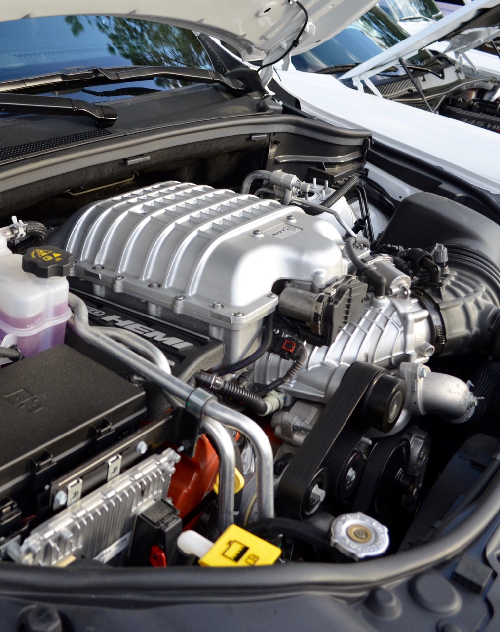 ‘18 JEEP GRAND CHEROKEE TRACKHAWK: STEALTH SUPERCAR! - Car Guy Chronicles