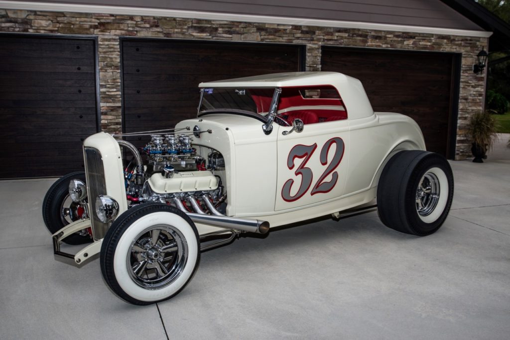 CALIFORNIA DREAMIN’: ’32 FORD - Car Guy Chronicles