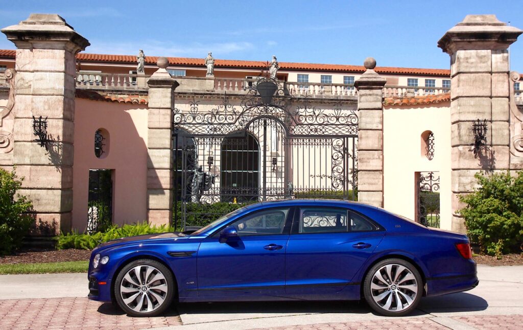 WORLD’S FASTEST FOUR DOORS: BENTLEY FLYING SPUR - Car Guy Chronicles