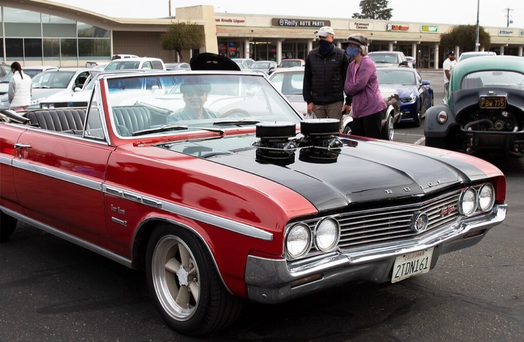 ORCUTT DERELICTS: DONUT RUN CAR MEET - Car Guy Chronicles