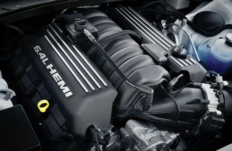 CHRYSLER HEMI 300C: FINAL EDITION - Car Guy Chronicles